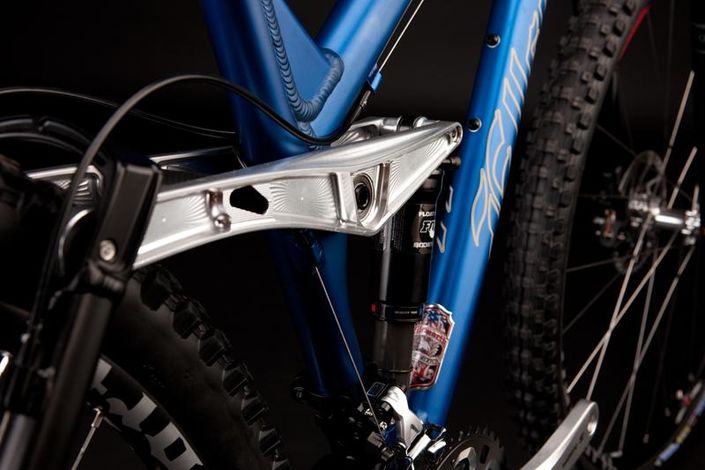 Ellsworth Evolution 2011 - Specifications | Reviews | Shops