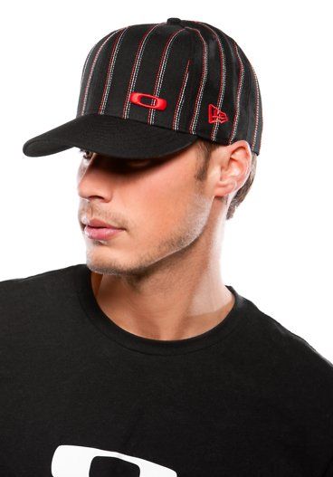 Oakley PINSTRIPE NEW ERA CAP 2012 - Specifications | Reviews | Shops