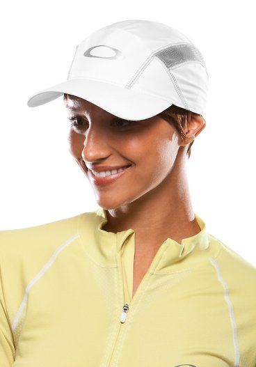 Oakley RELAY CAP 2012 - Specifications | Reviews | Shops