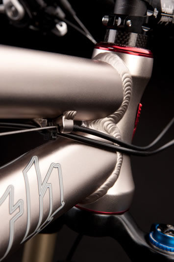 Ellsworth Truth XTR PRO 2013 - Specifications | Reviews | Shops
